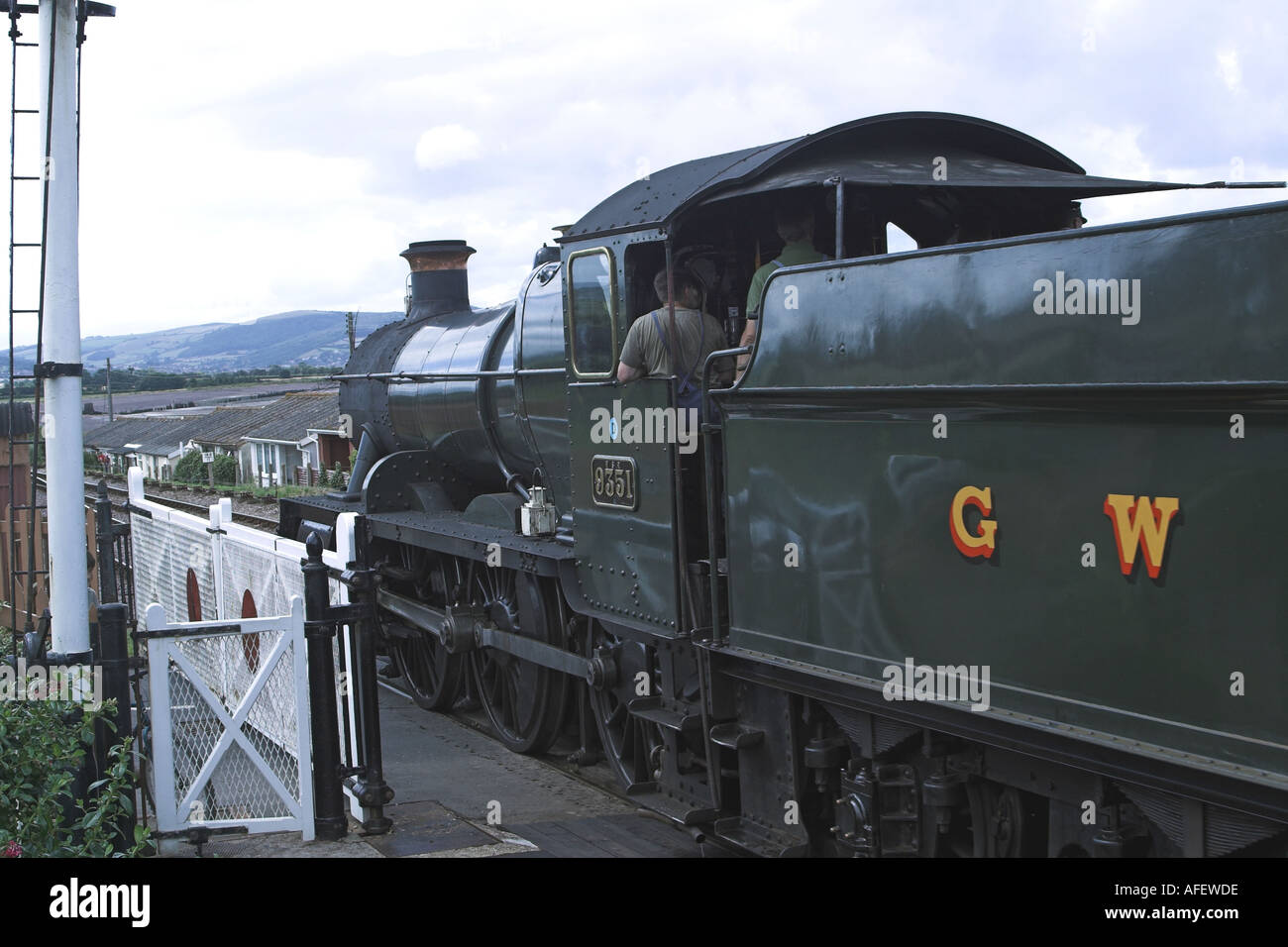Blue anchor railway station hi-res stock photography and images - Alamy