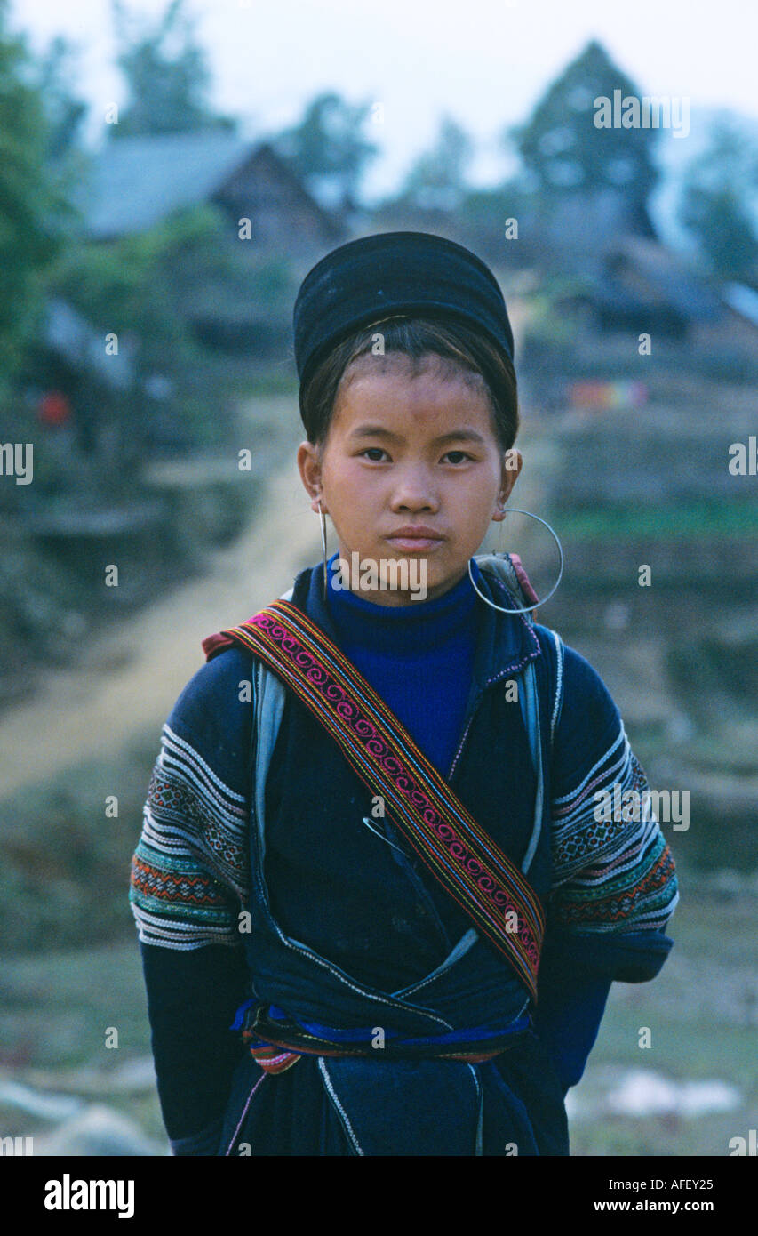 Hmong Girl Muong Hoa Valley Vietnam Stock Photo - Alamy