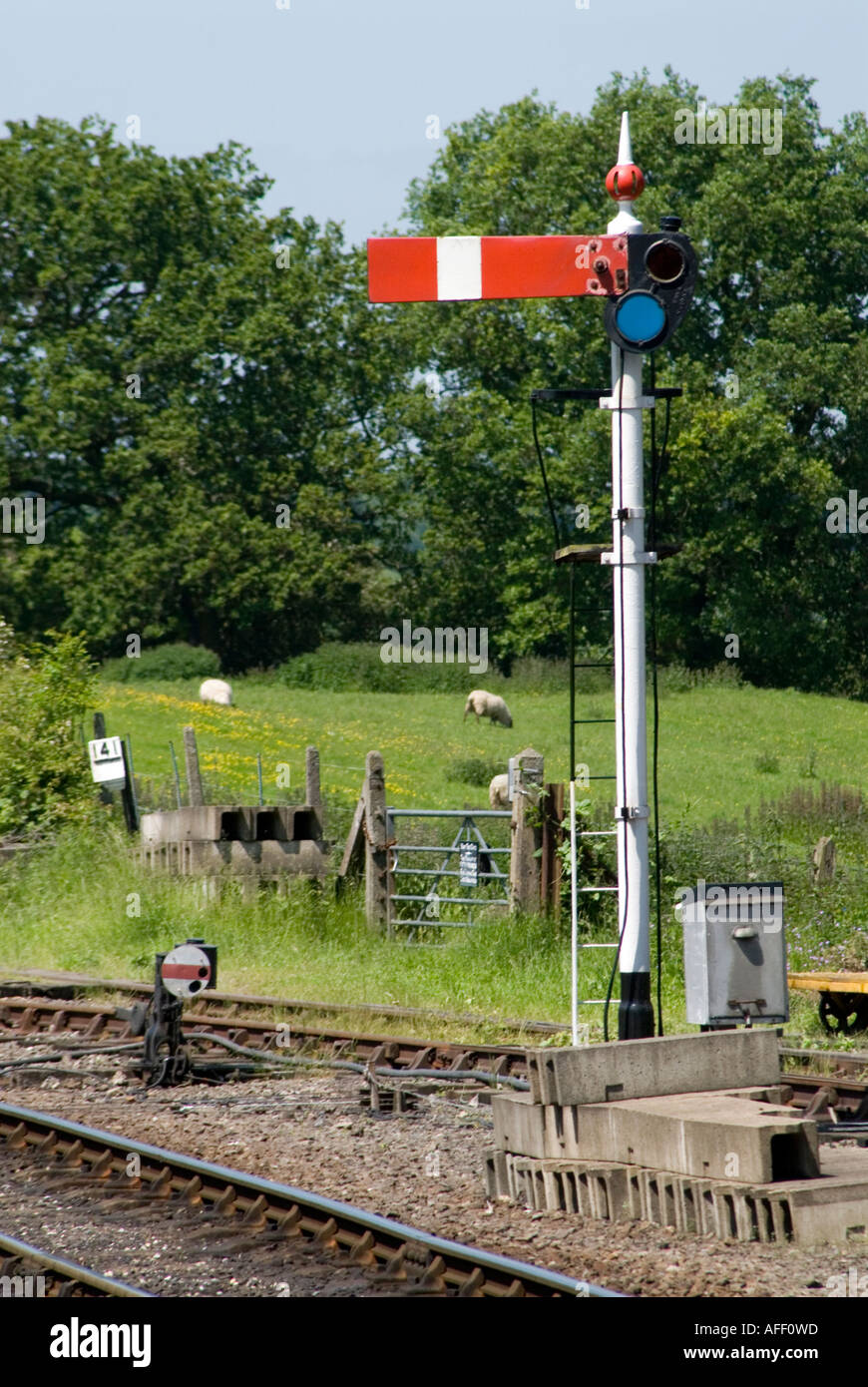 See railway signal hi-res stock photography and images - Alamy