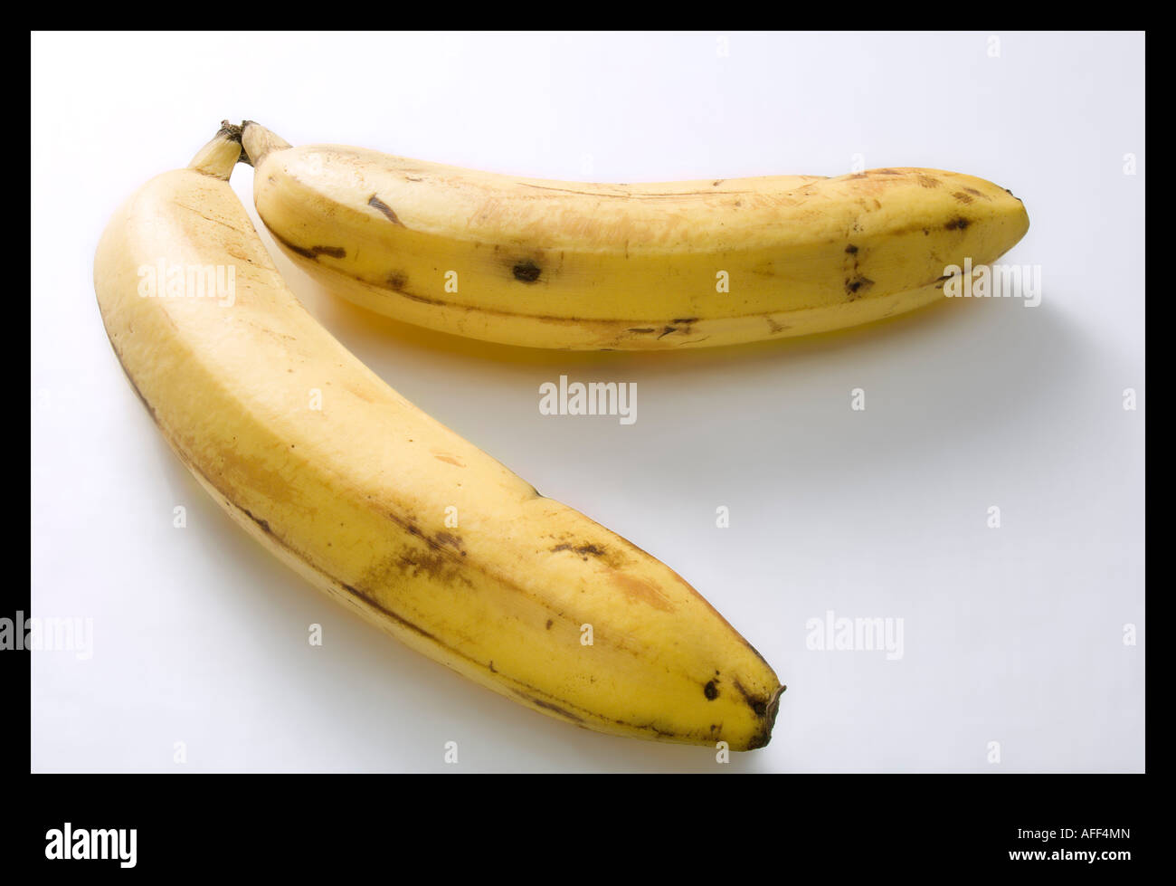 2 bananas hi-res stock photography and images - Alamy