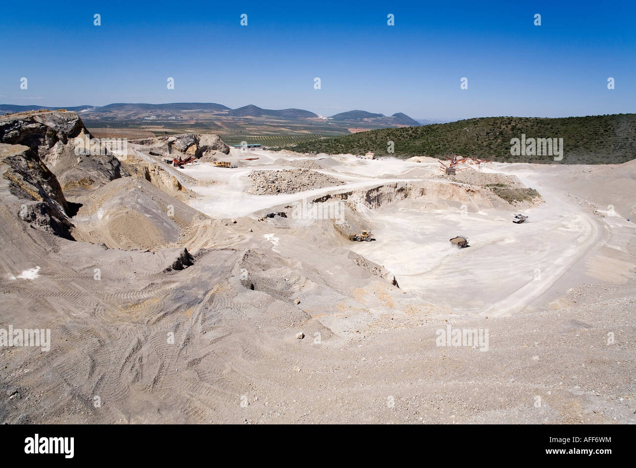 works in a quarry of dry goods Stock Photo - Alamy