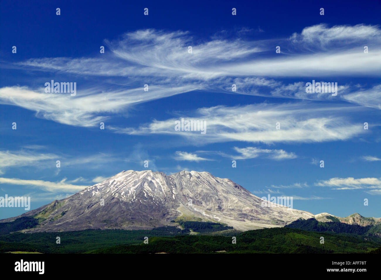 Mt. St. Helens National monument Stock Photo - Alamy