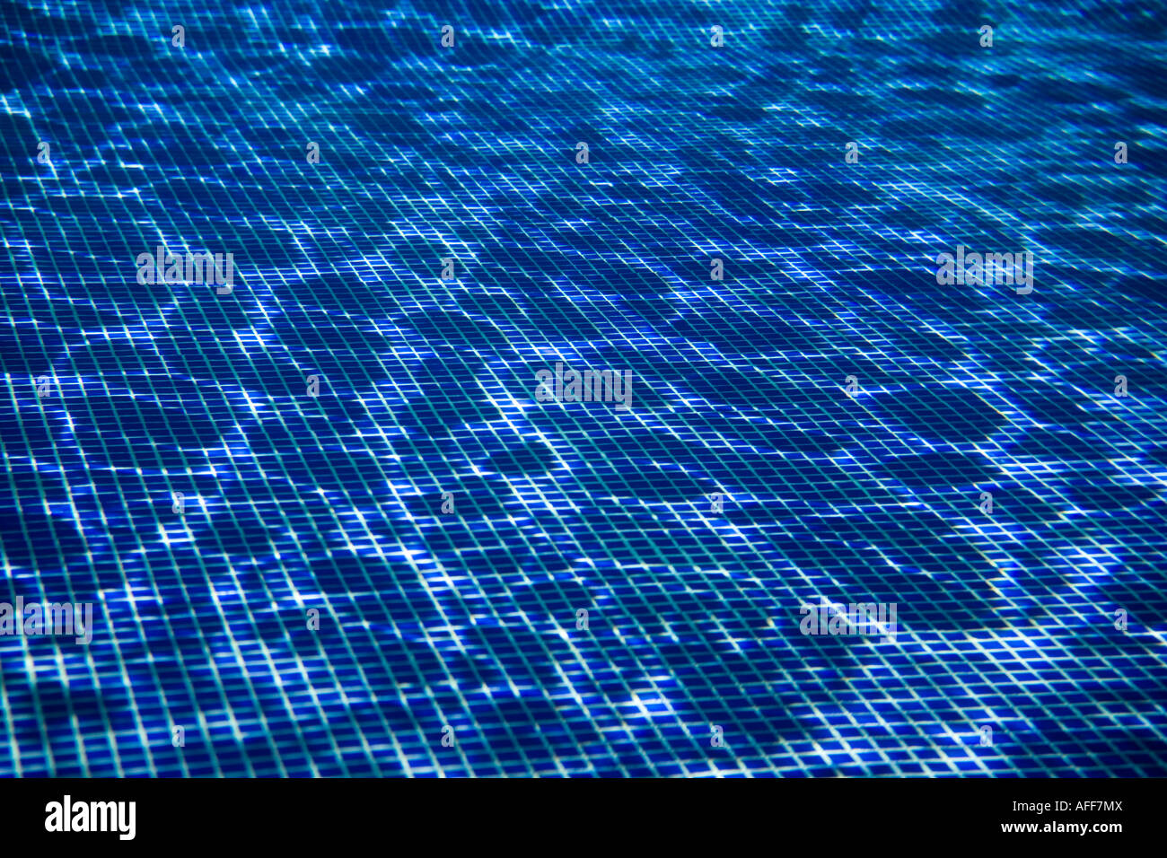 Shimmering swimming pool hi-res stock photography and images - Alamy
