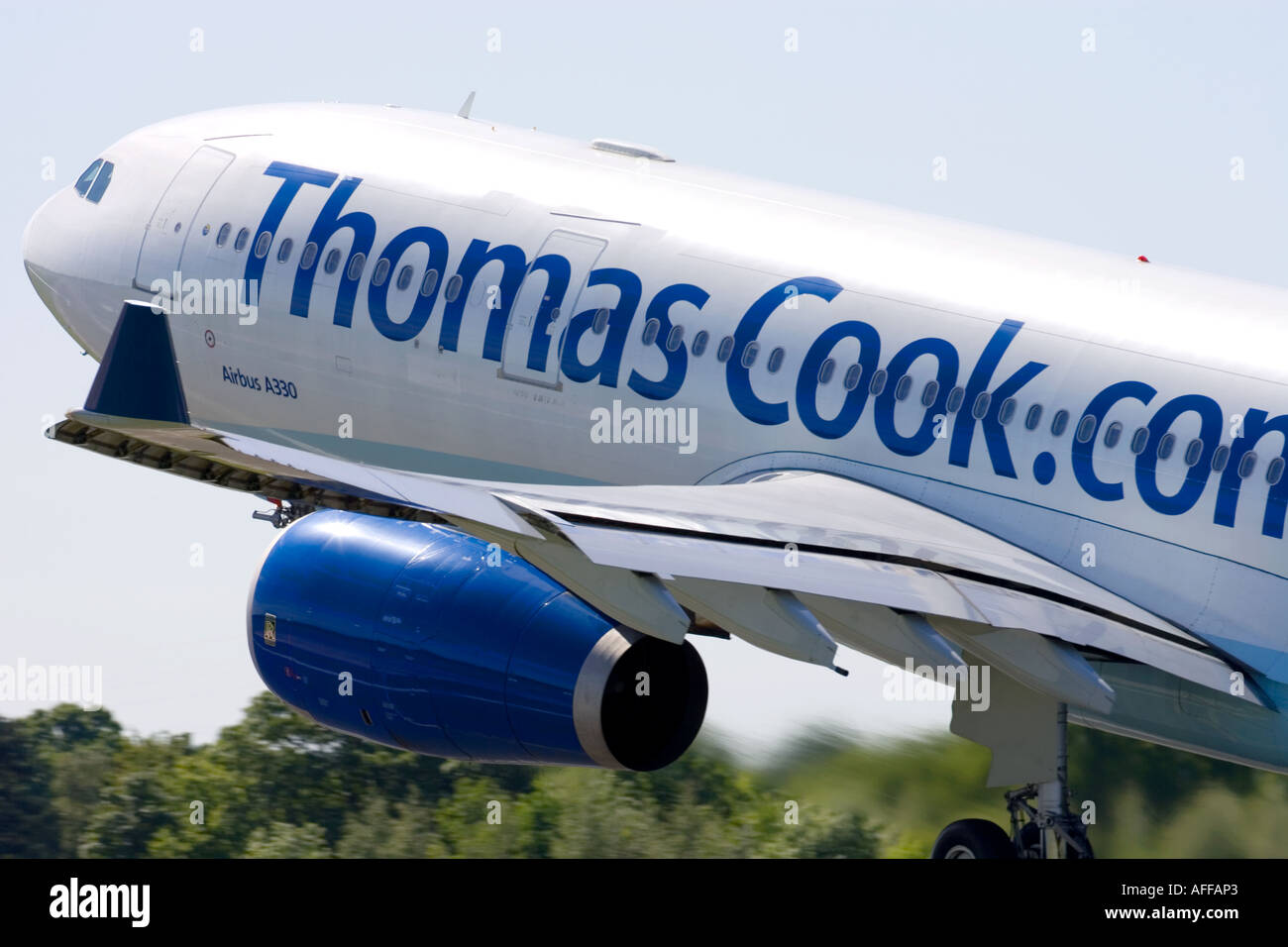 Business aeronautic aeronautical manchester hi-res stock photography ...