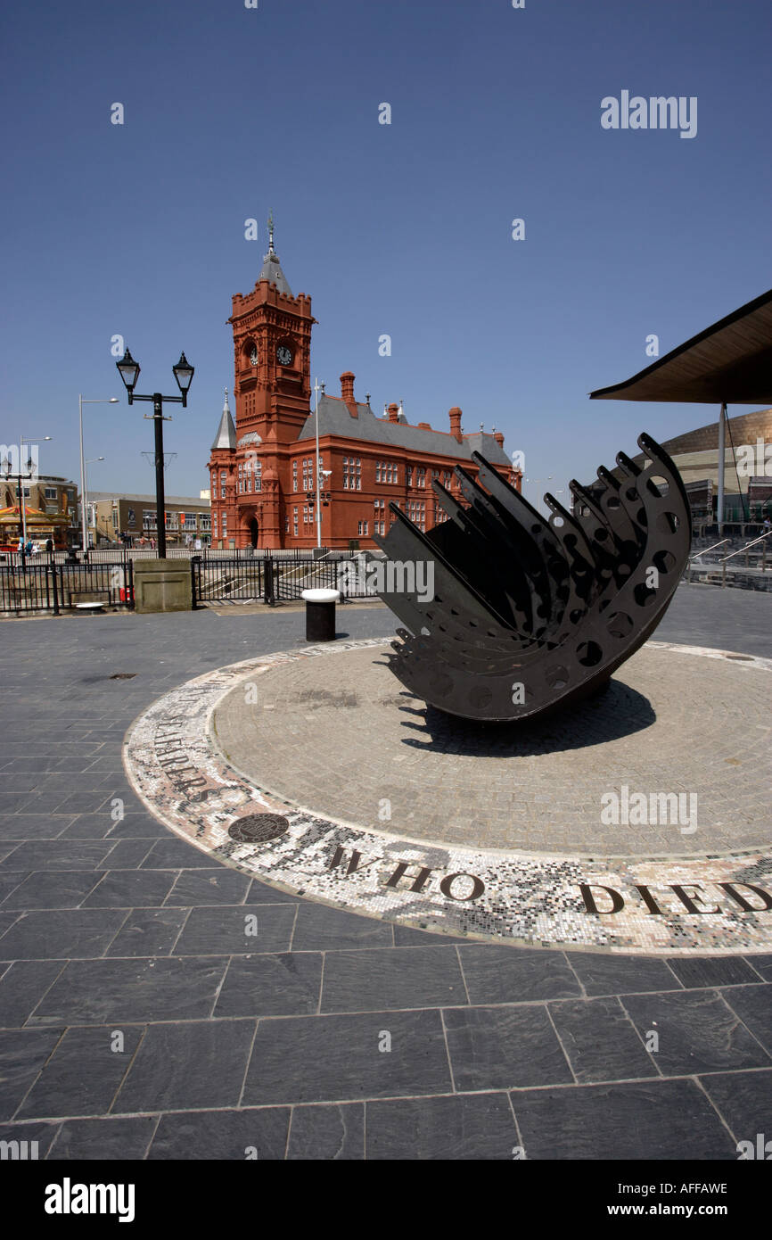 Merchant seamen hi-res stock photography and images - Alamy