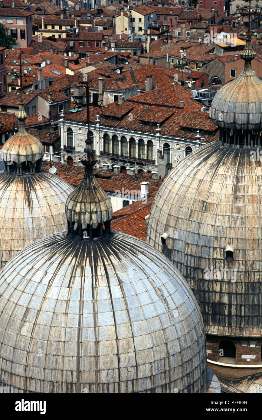 Basilica shapes hi-res stock photography and images - Alamy