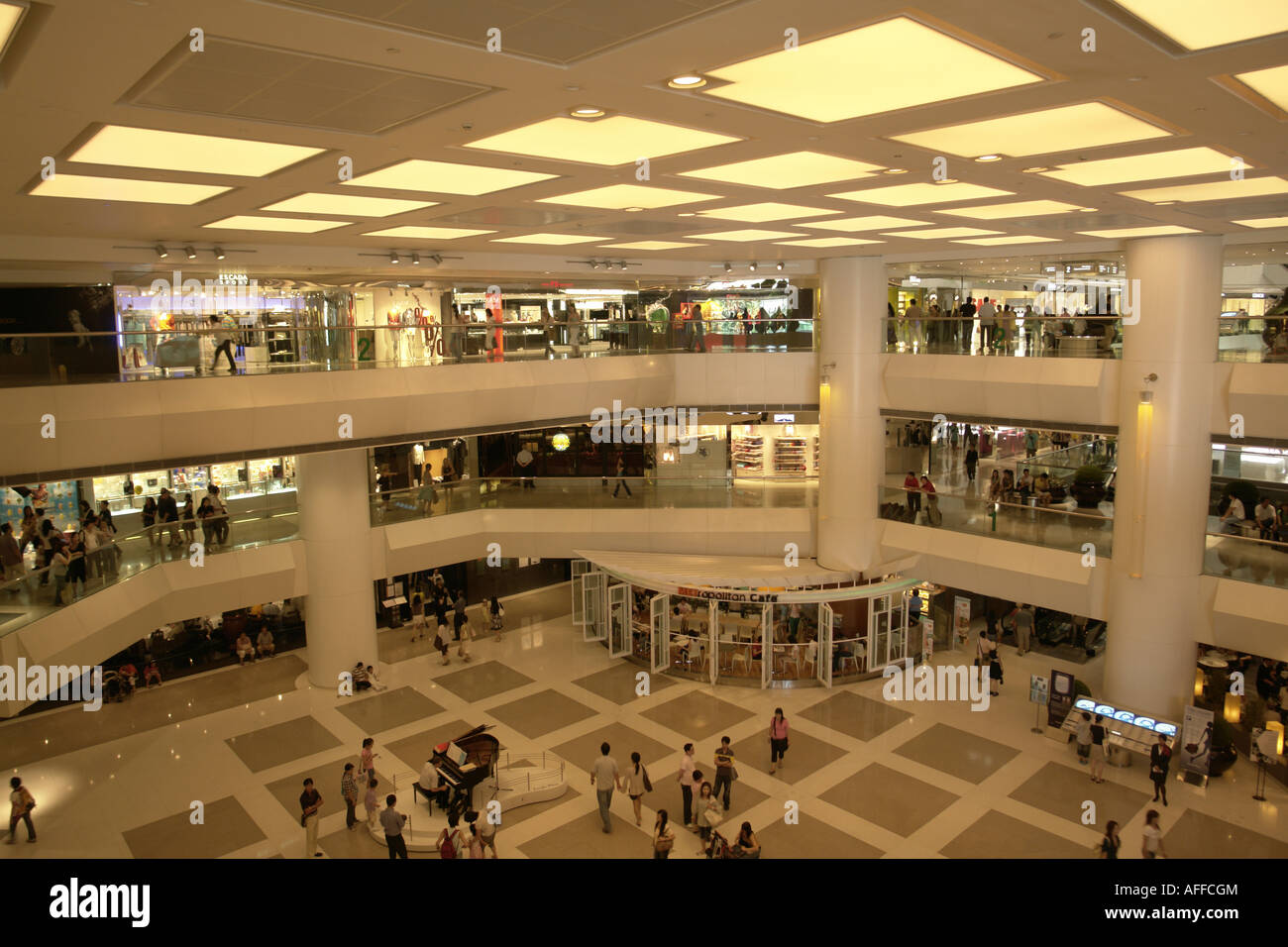 Pacific Place shopping arcade in Kowloon Tong Hong Kong China Stock ...