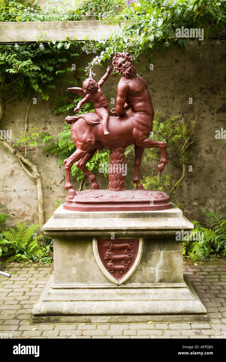 Centaur statue jersey hi-res stock photography and images - Alamy