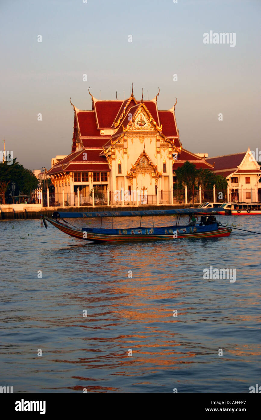 Wat Rakhang Khositaram Stock Photo - Alamy