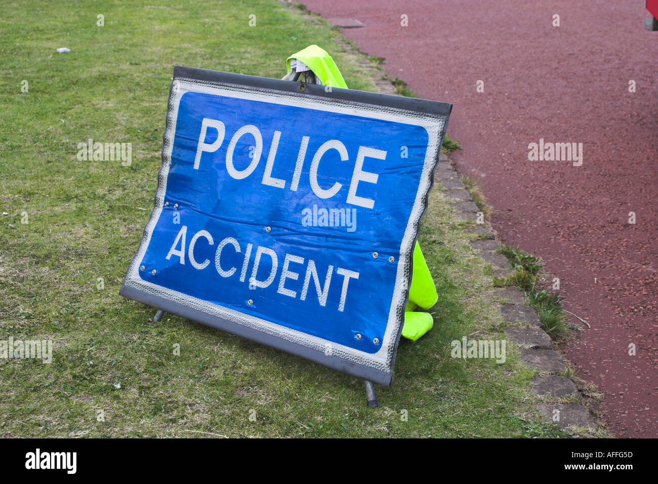 Police accident sign hi-res stock photography and images - Alamy