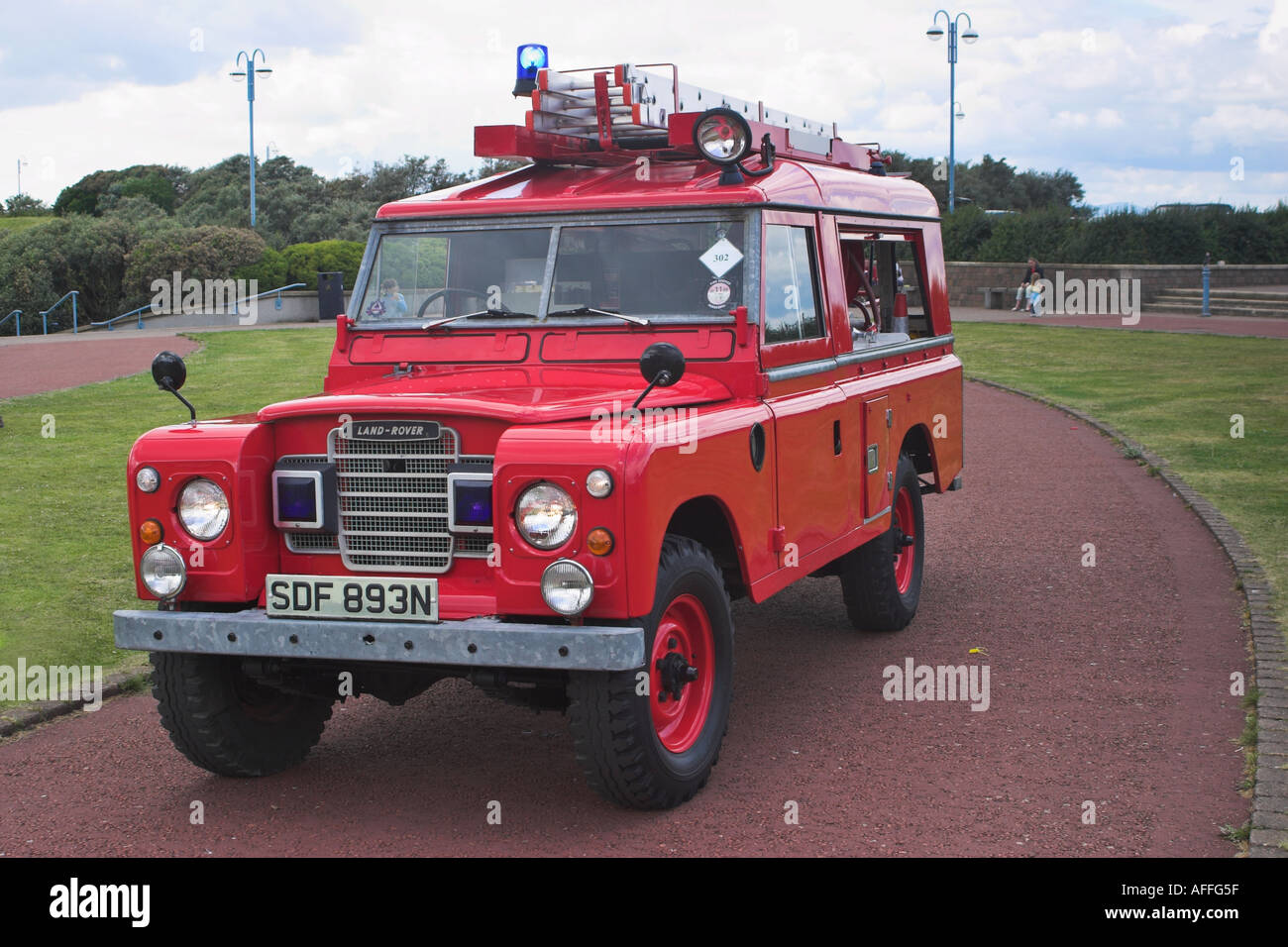 Fire Engine Uk Front Stock Photos & Fire Engine Uk Front Stock Images ...