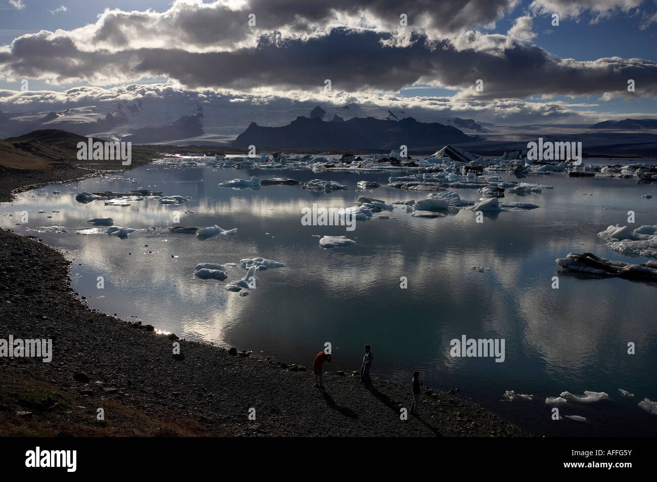Ice cubes at the lake Jokulsarlon south east of Iceland Stock Photo - Alamy