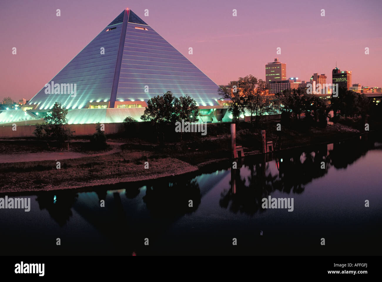 Memphis tennessee pyramid hi-res stock photography and images - Alamy