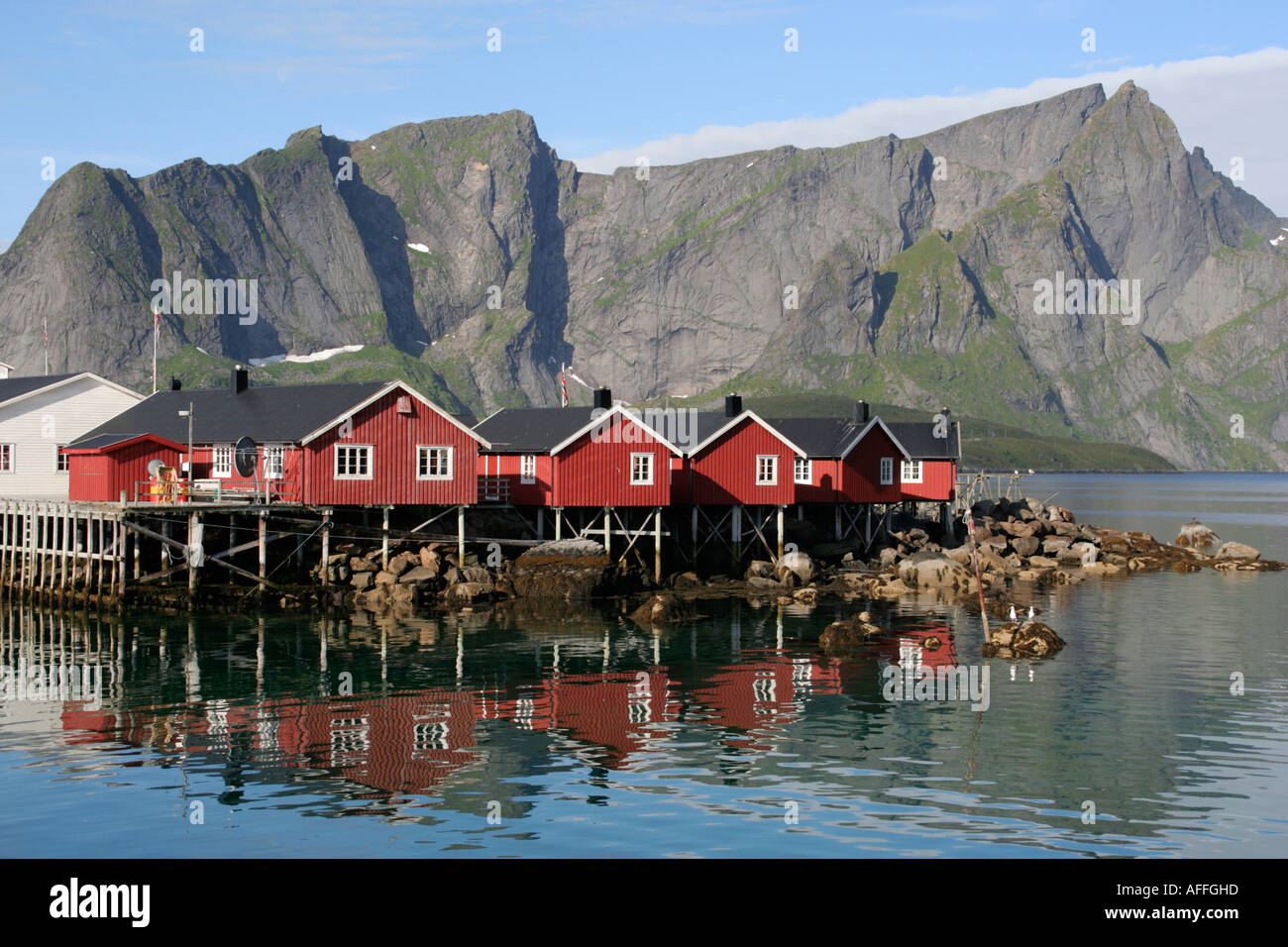hamnoy Hamnøy mountains moskenesoy island lofoten islands norway summer ...