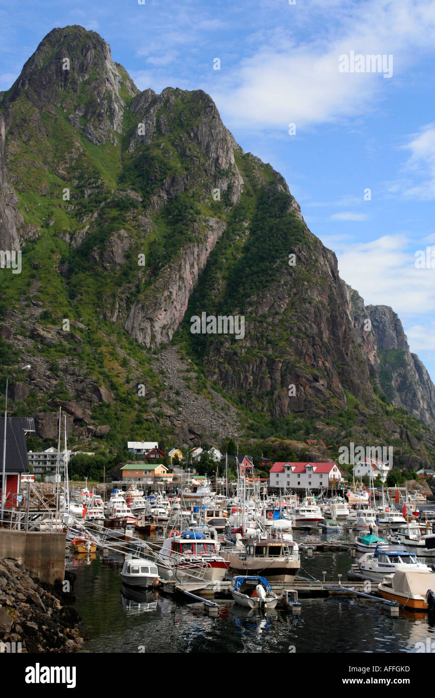 Svolvær mountains harbour lofoten islands norway arctic circle Stock ...