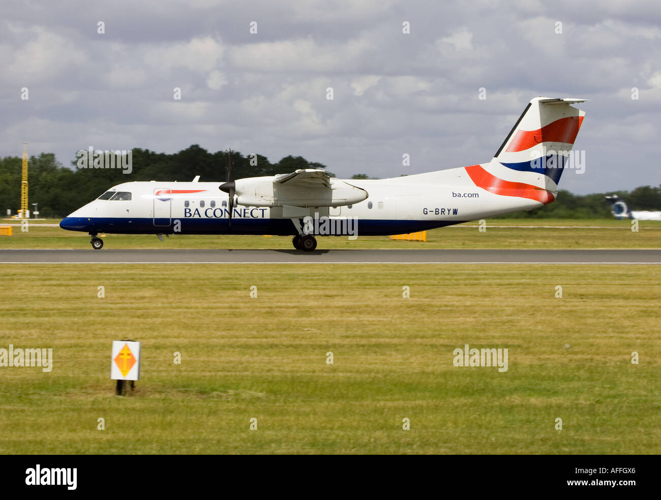 BA Dash 8 at MAN Manchester Airport Stock Photo - Alamy