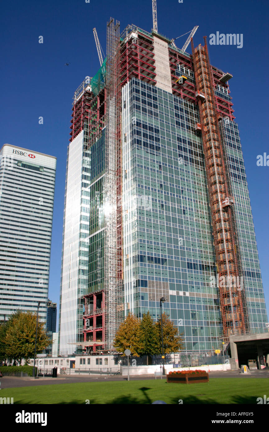 barclays bank london hq office building under construction canary wharf ...