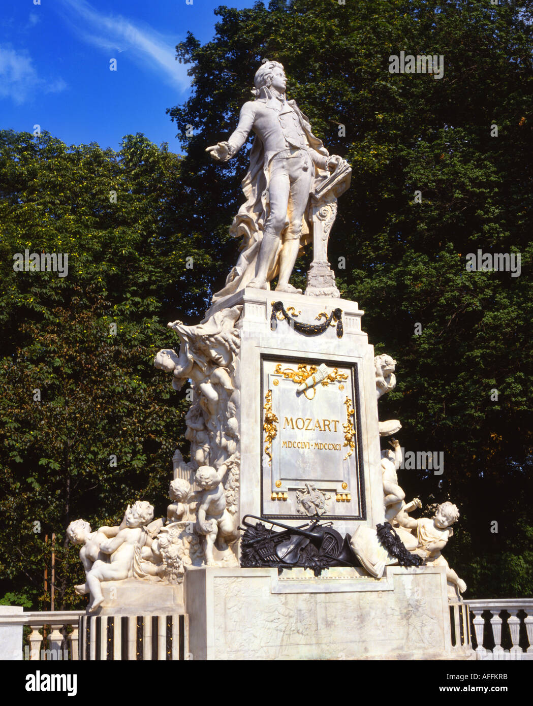 Mozart Statue