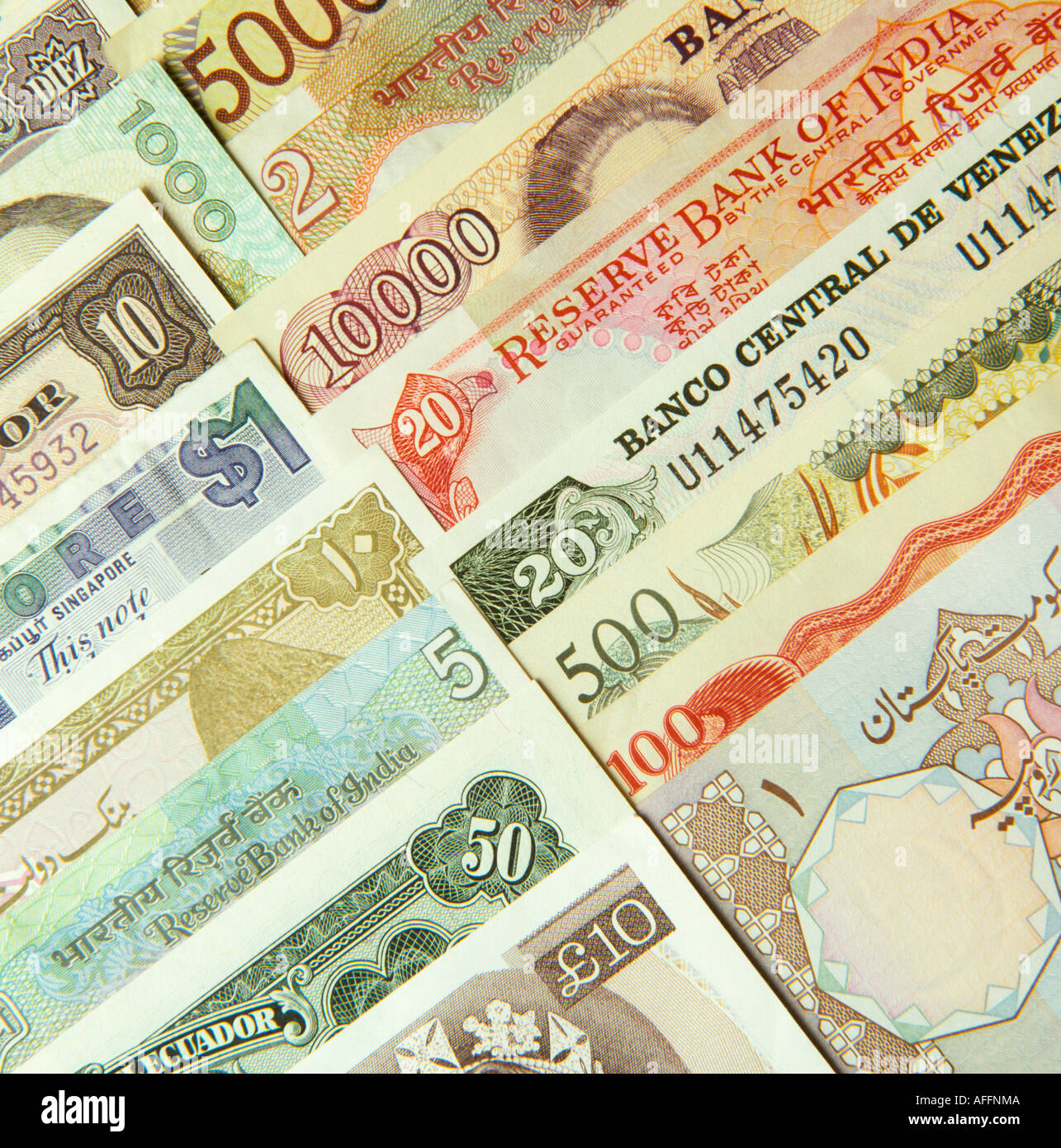 World currency note hi-res stock photography and images - Alamy