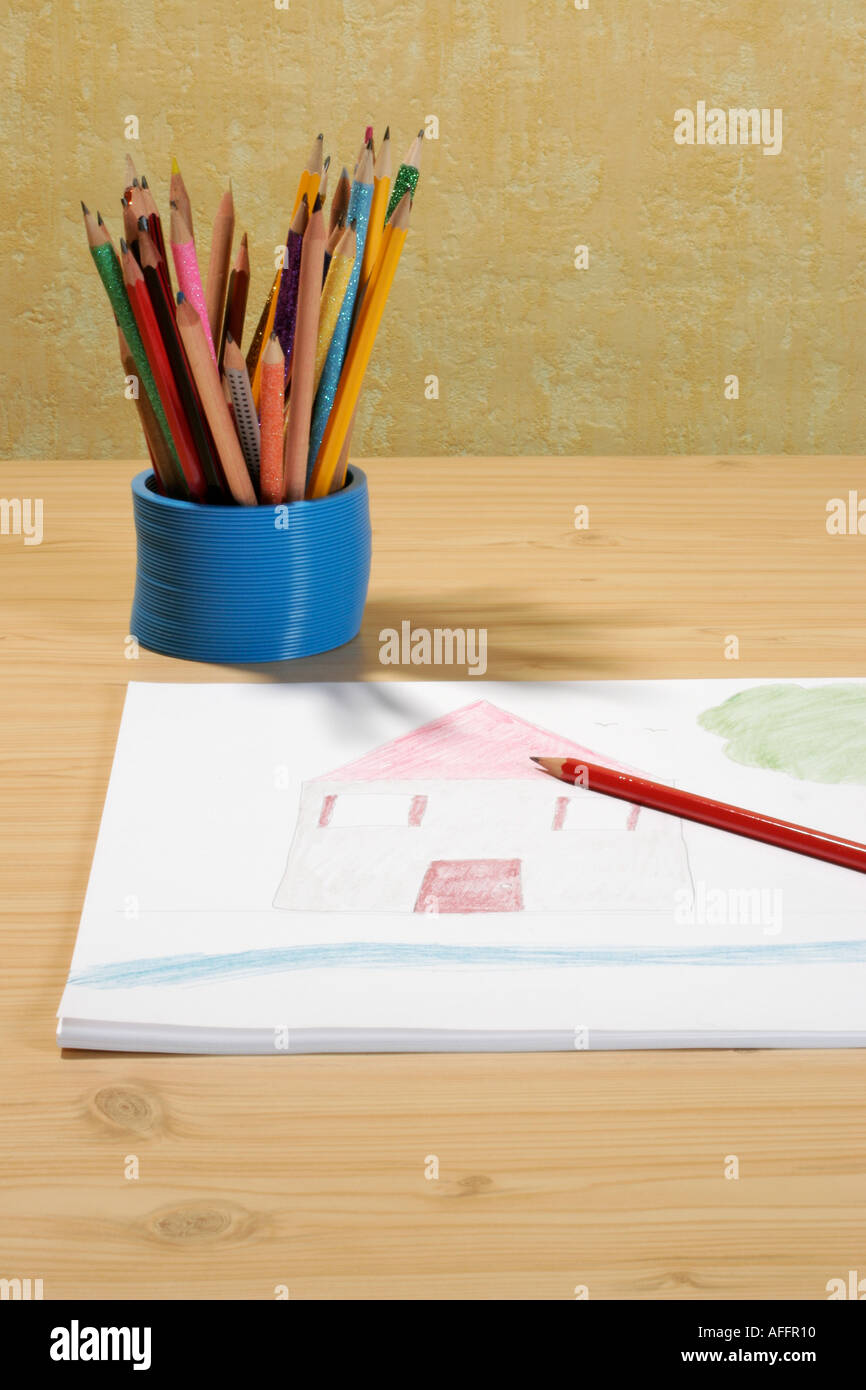 Bleistift zeichnen hi-res stock photography and images - Alamy