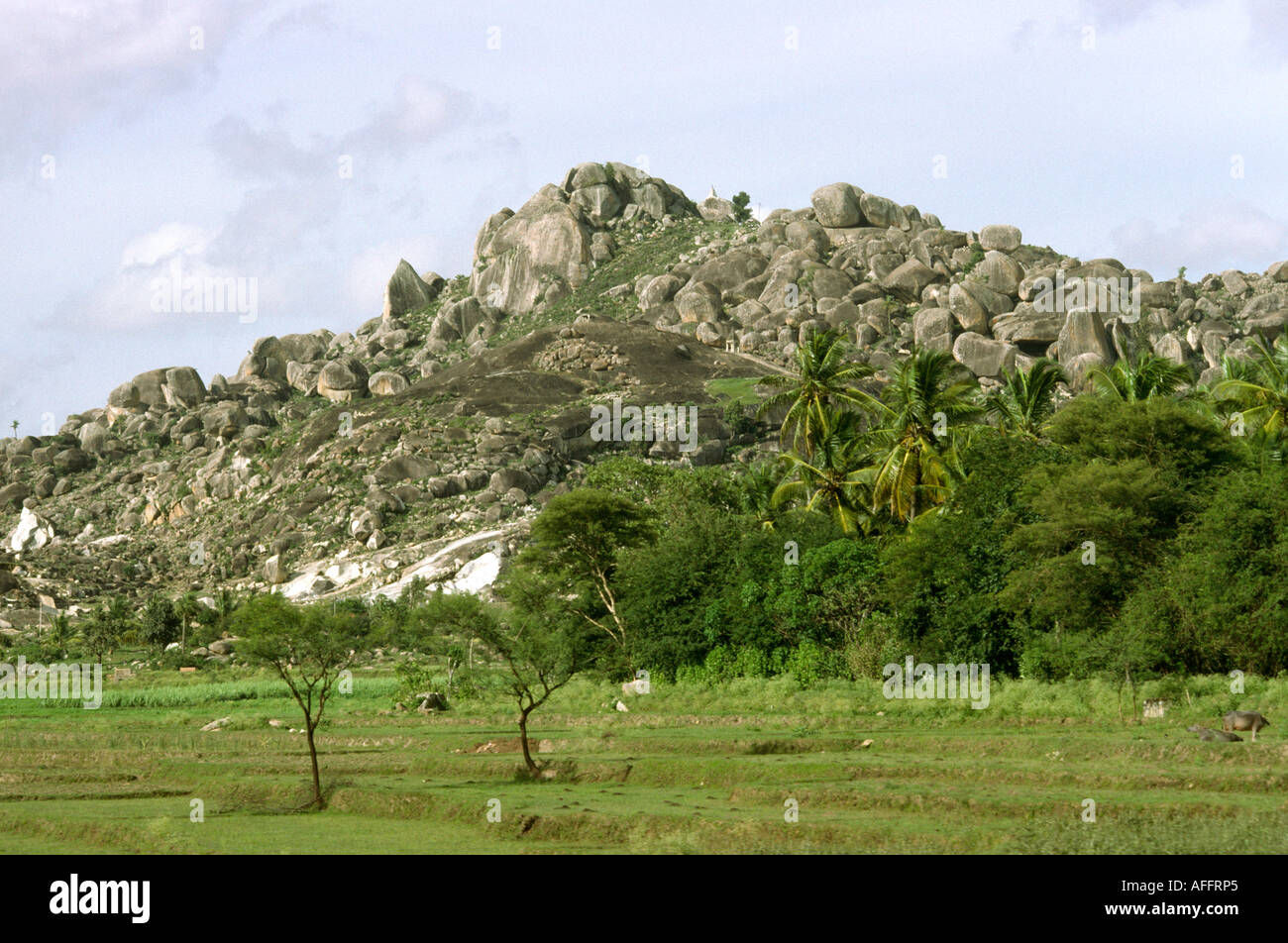India Karnataka rocky landscape Stock Photo - Alamy