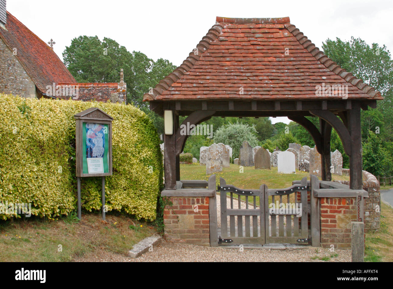 Lichgate hi-res stock photography and images - Alamy