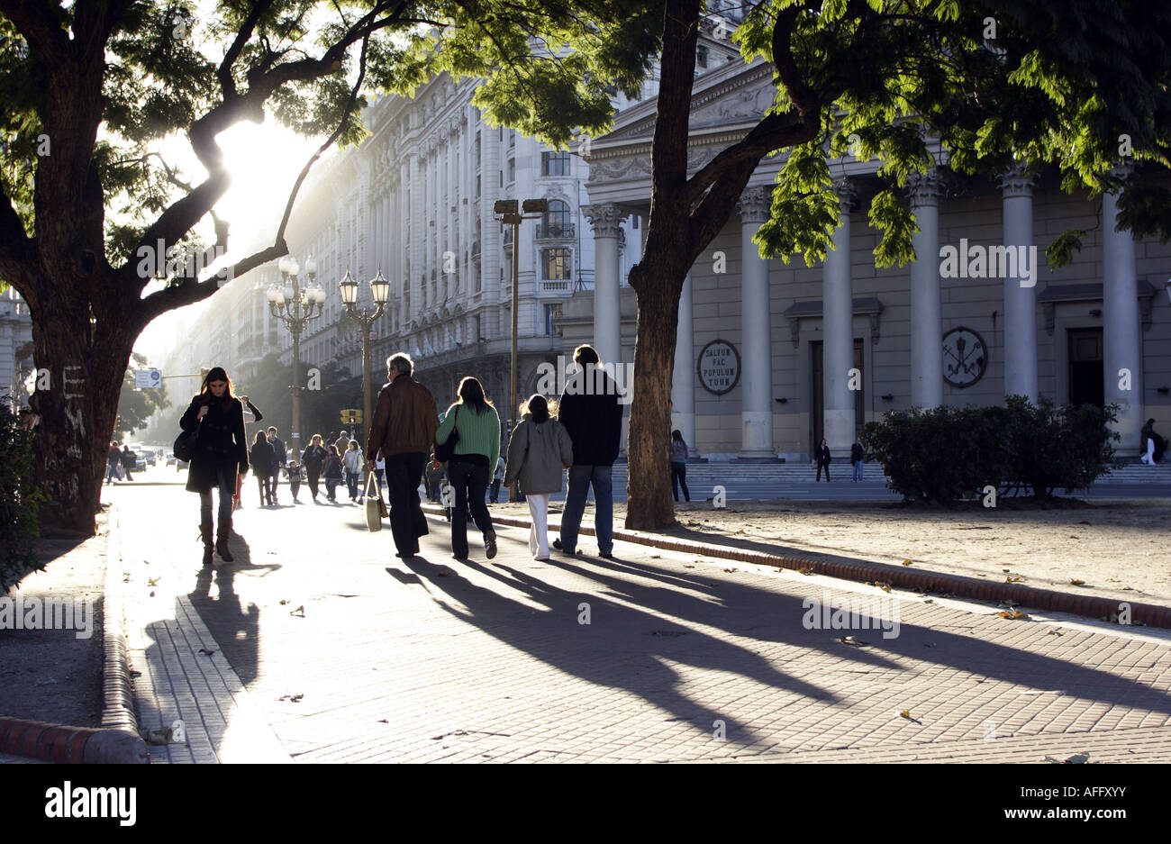 Divergence divergent converge hi-res stock photography and images - Alamy