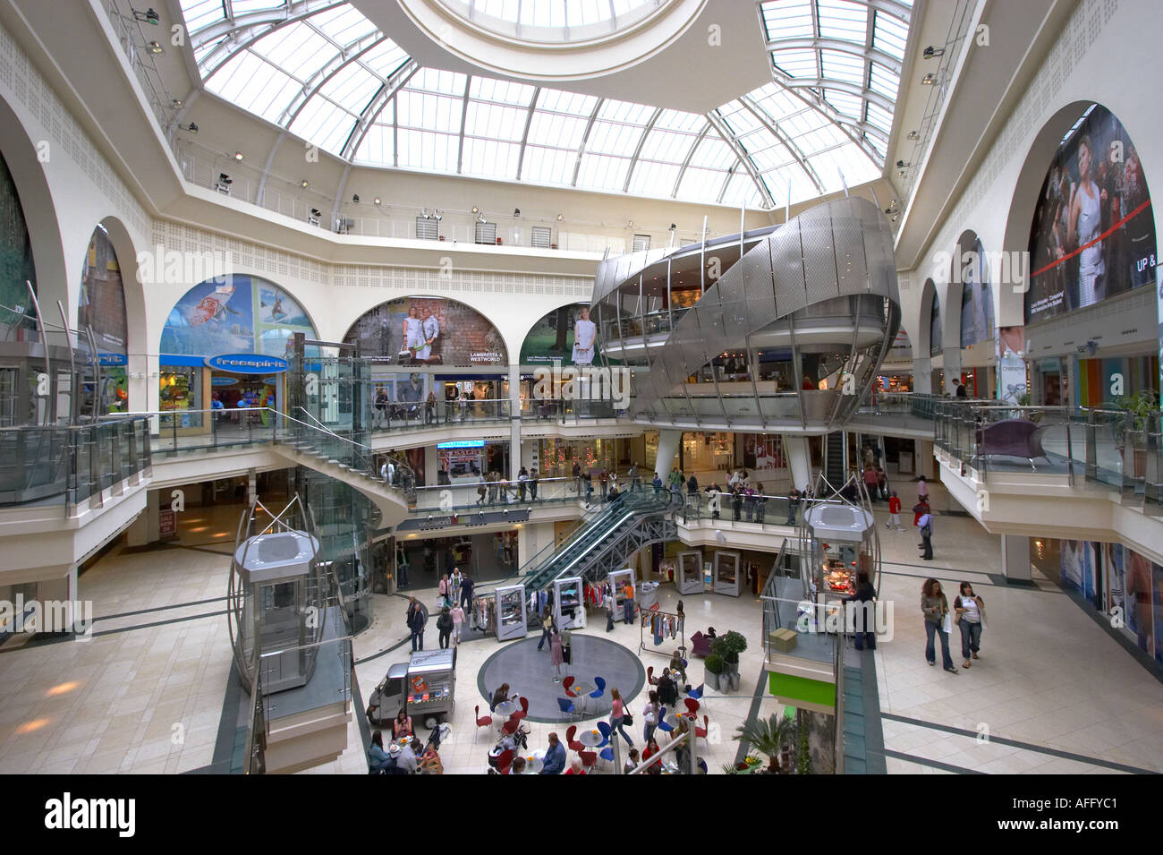Triangle Shopping Centre Manchester England Stock Photo - Alamy