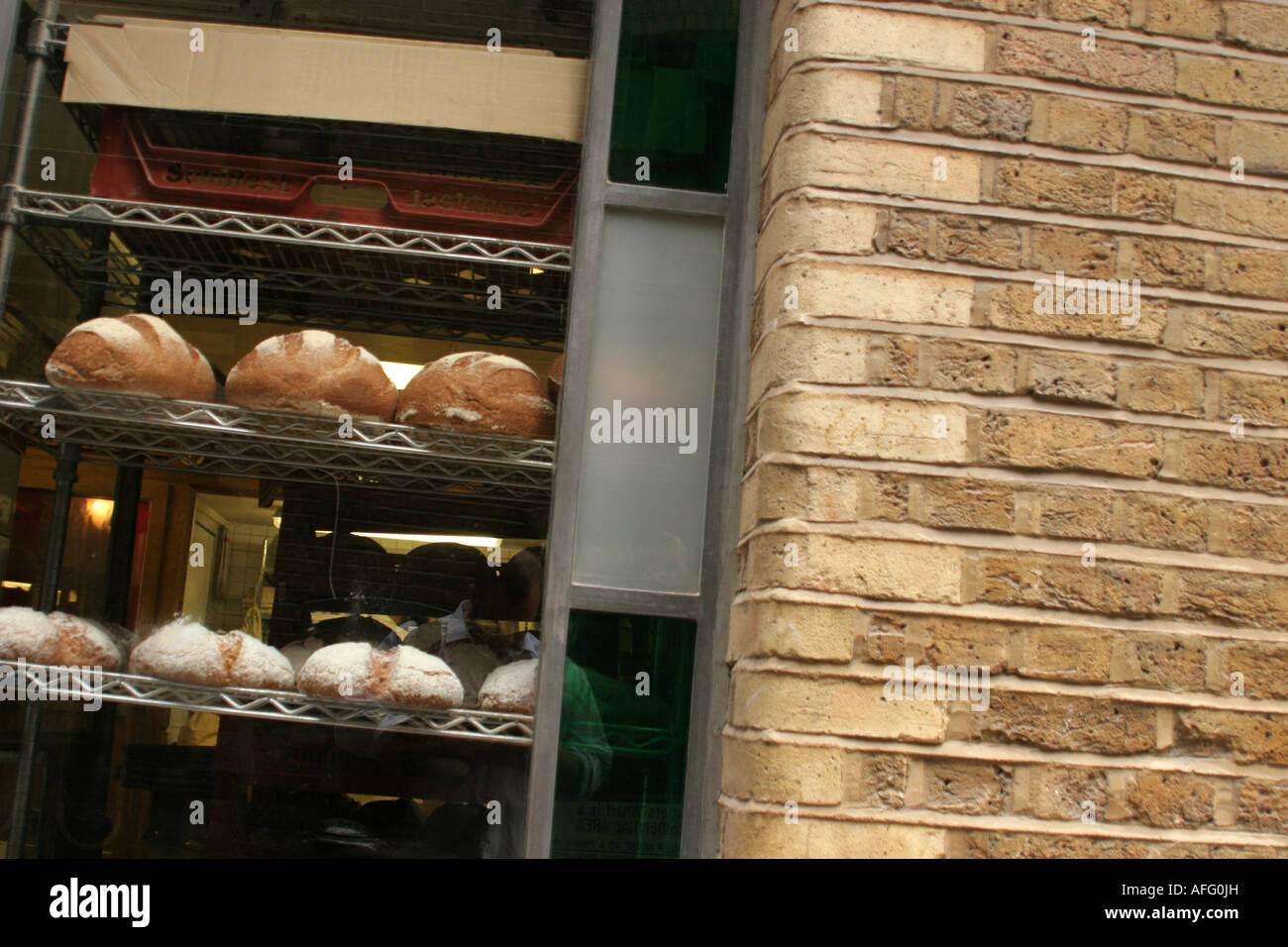 Bakery window empty hi-res stock photography and images - Alamy