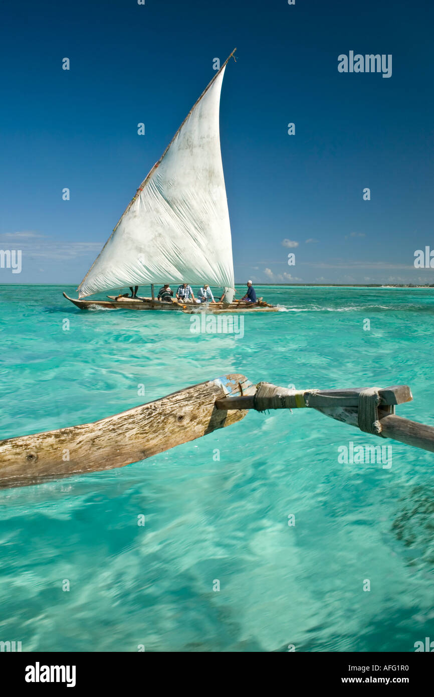 Traditional East African Dhow sailing on the Indian Ocean, Jambiani ...
