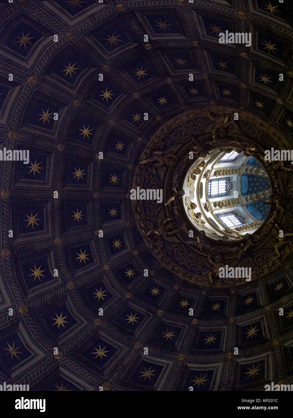 Ceiling siena cathedral church hi-res stock photography and images - Alamy