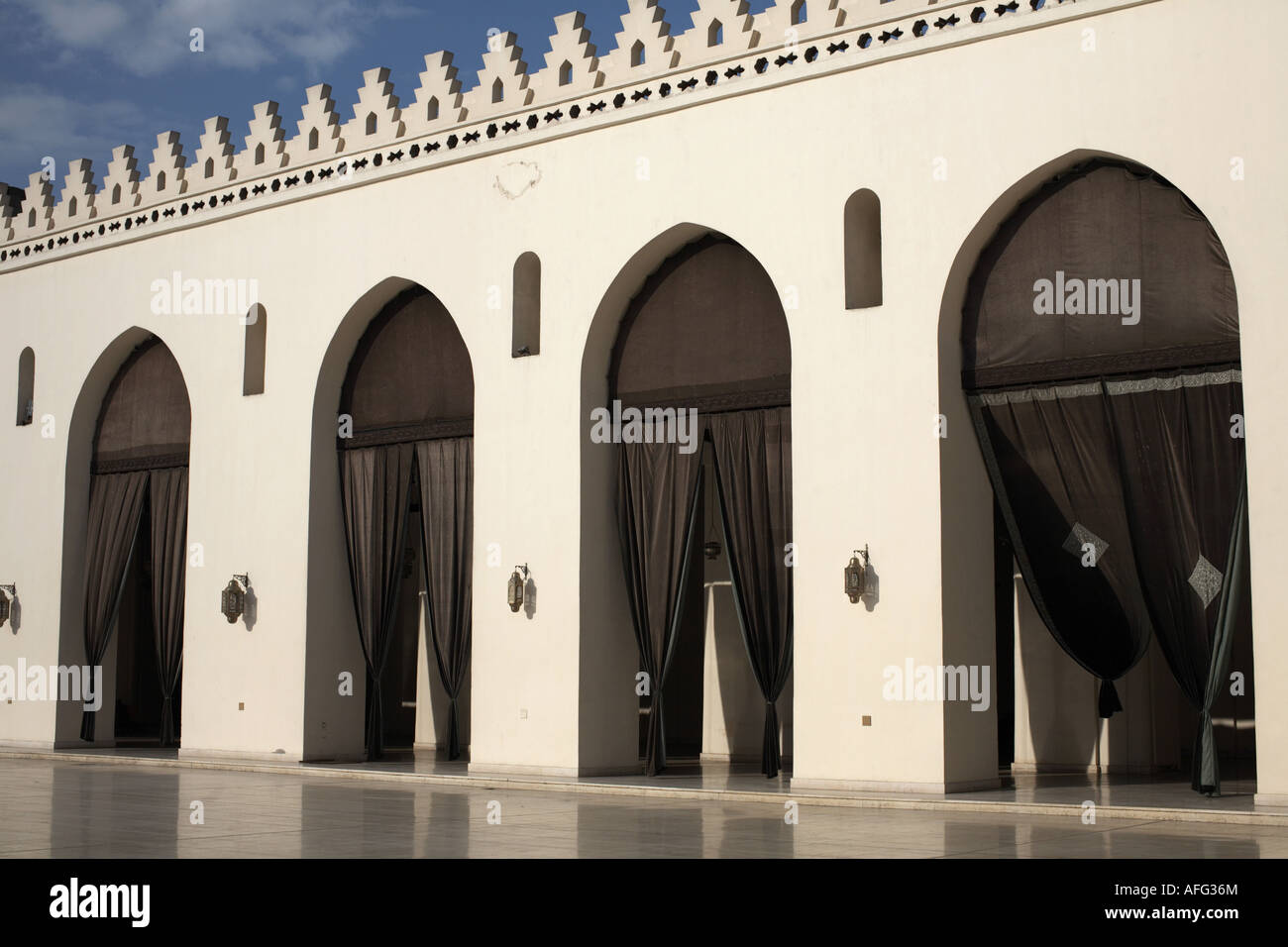 Al hakim mosque interior hi-res stock photography and images - Alamy