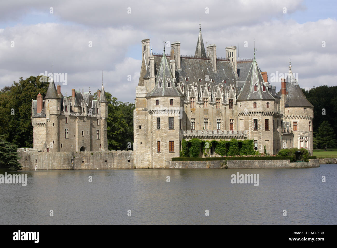 Le Chateau de la Bretesche Missillac Brittany France Stock Photo - Alamy