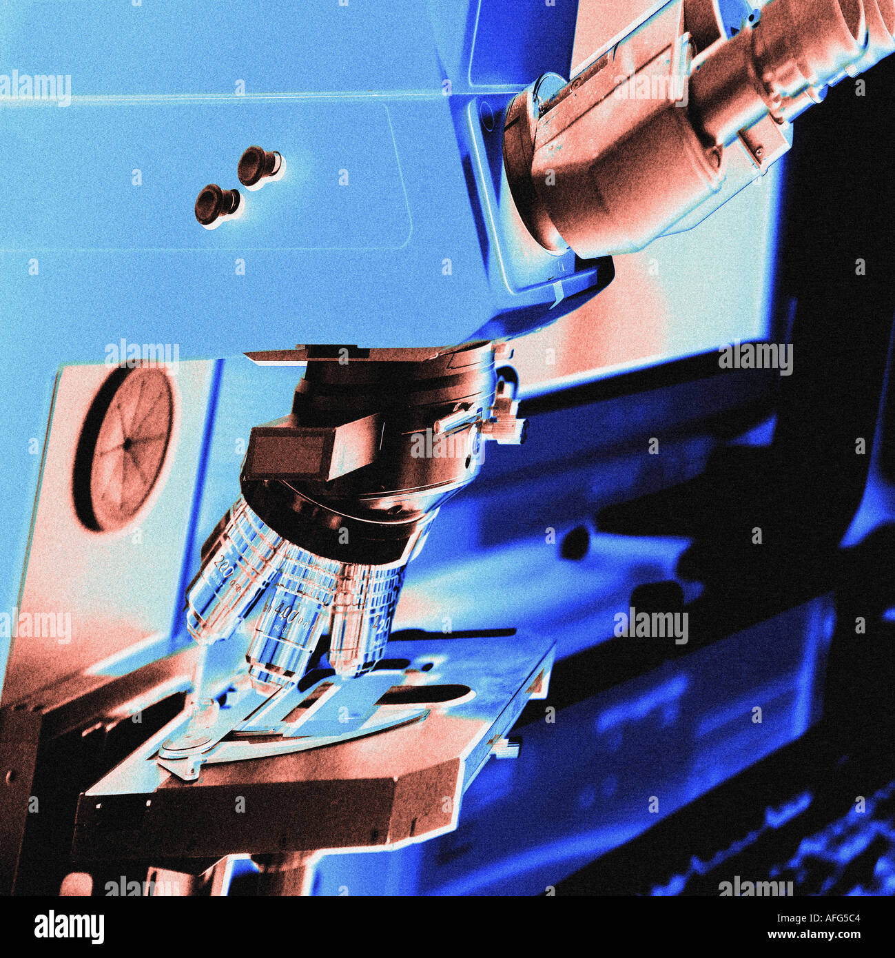 Microscope optics close up science Stock Photo - Alamy