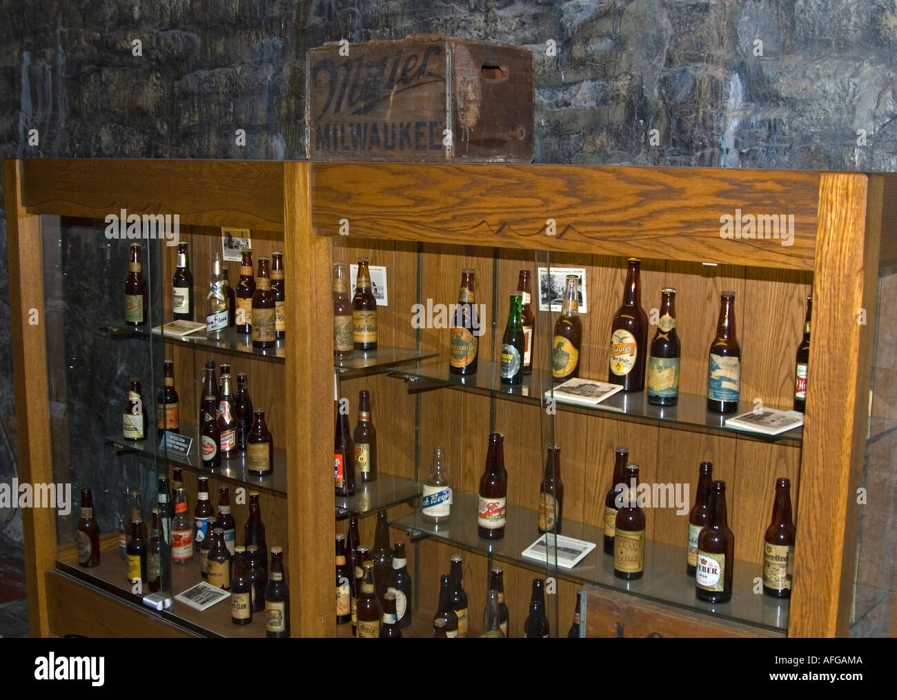 Miller lite beer hi-res stock photography and images - Alamy