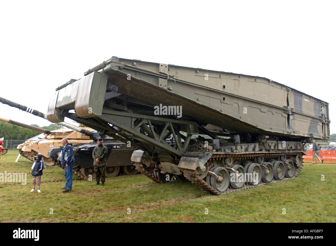 Tank bridge hi-res stock photography and images - Alamy