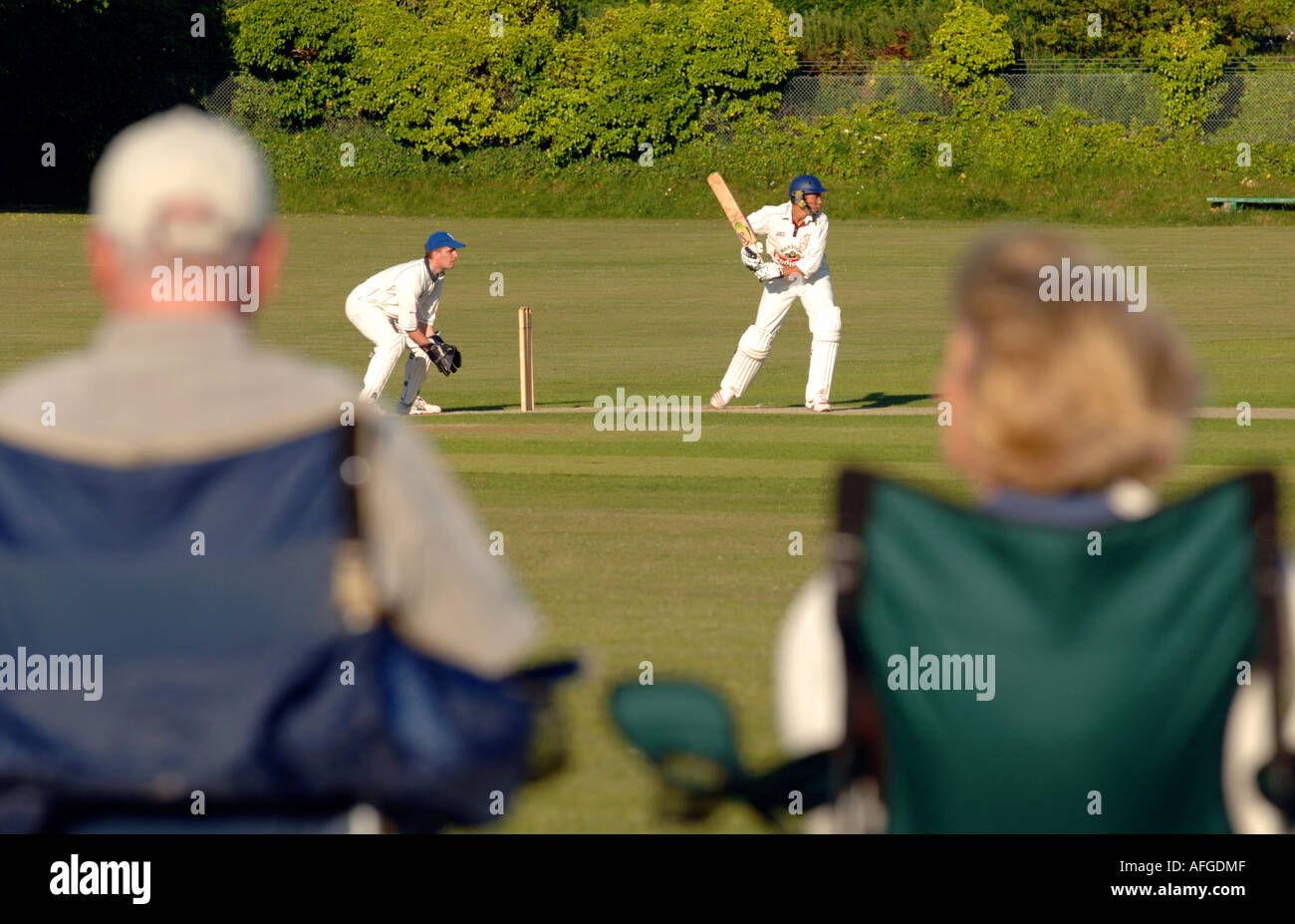Cricket game uk deckchair hi-res stock photography and images - Alamy
