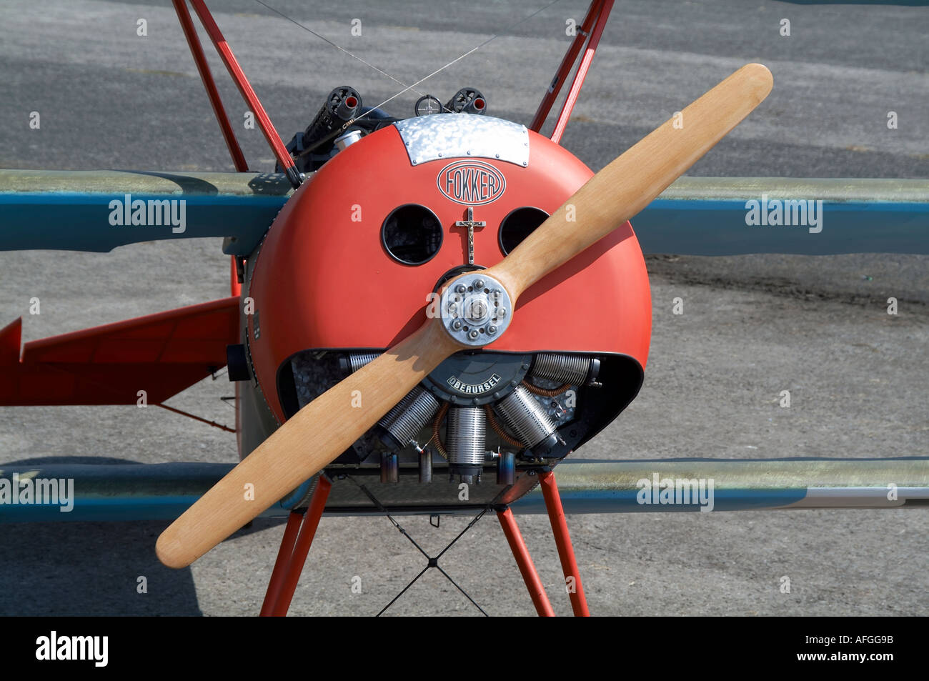 Model aircraft kit hi-res stock photography and images - Alamy