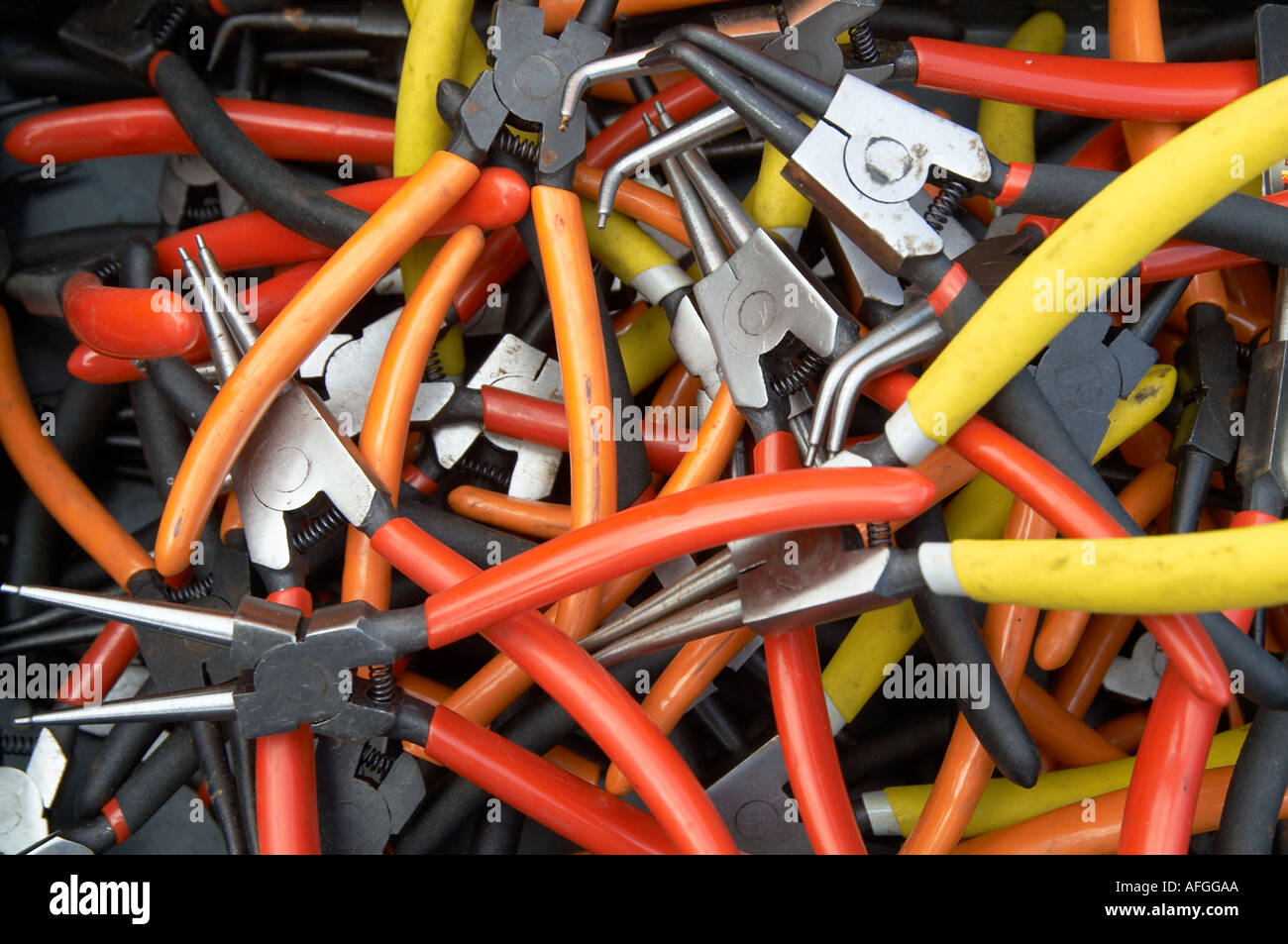 Pylers pliers plier tools mend fix electrician electrical wire wiring ...