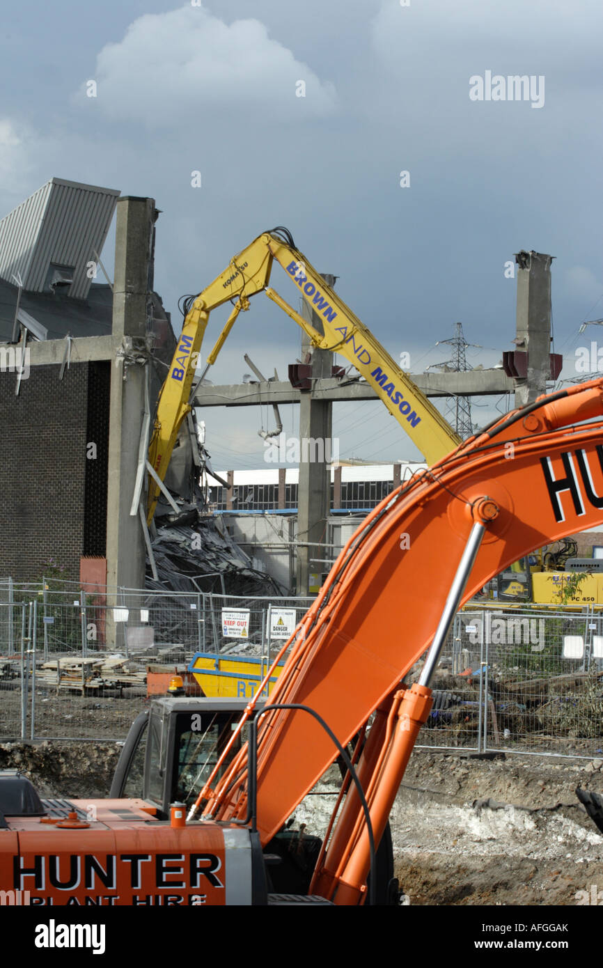 Demolition redevelopment stadium hi-res stock photography and images ...