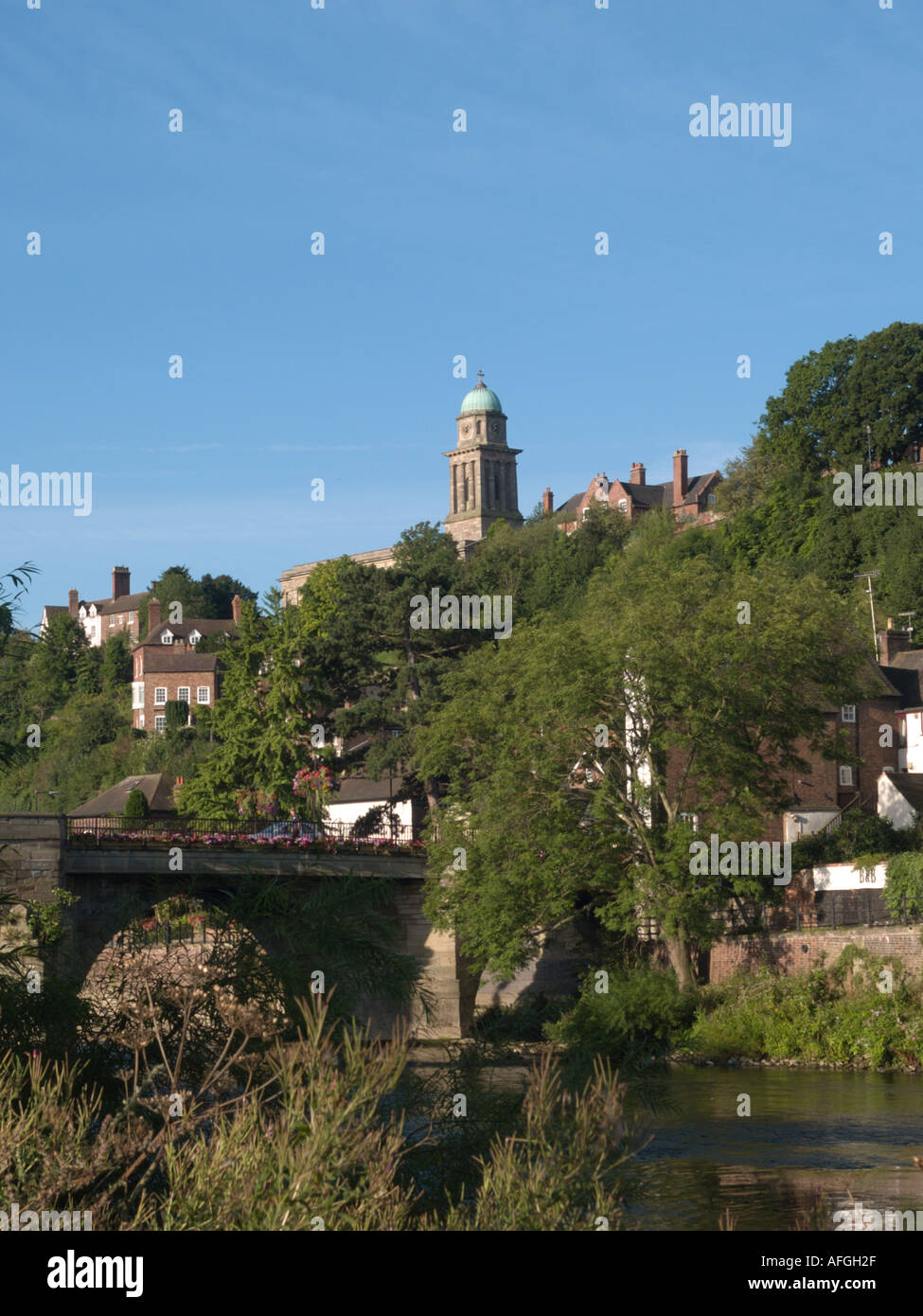 Bridgenorth town with river hi-res stock photography and images - Alamy