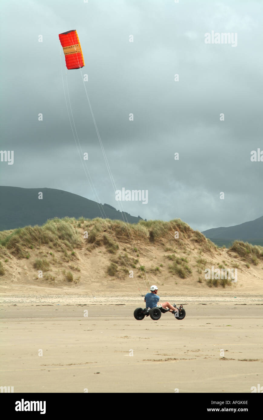 Kite buggying hi-res stock photography and images - Alamy