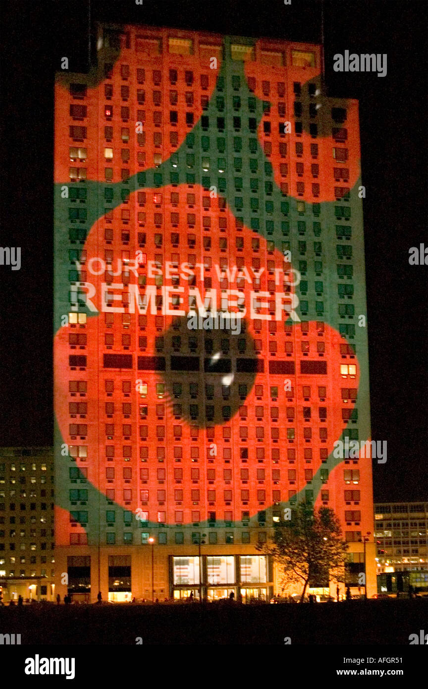 Shell building london projection hi-res stock photography and images ...