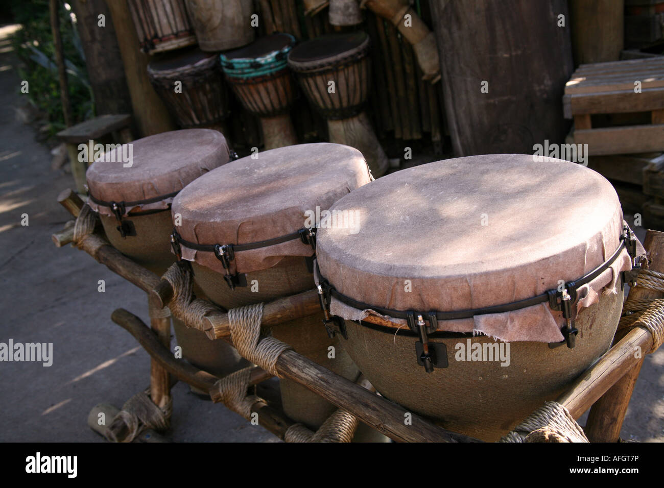 African drums hi-res stock photography and images - Alamy