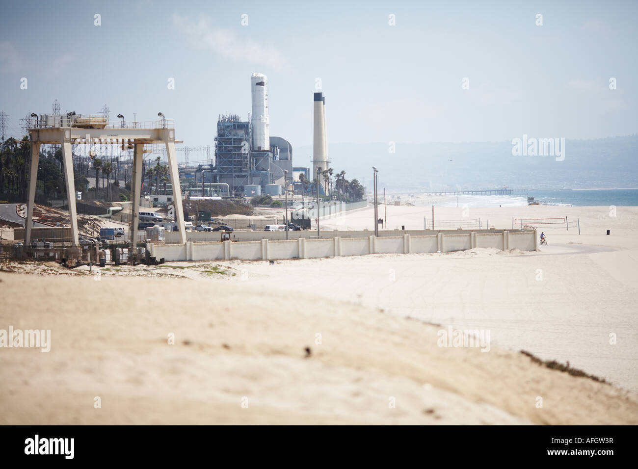 Los angeles international airport beach hi-res stock photography and ...