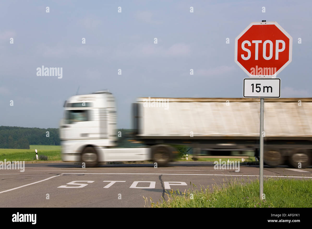 Junction load street hi-res stock photography and images - Alamy