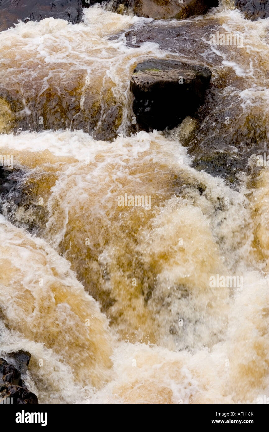 Cascading water in the river Stock Photo - Alamy