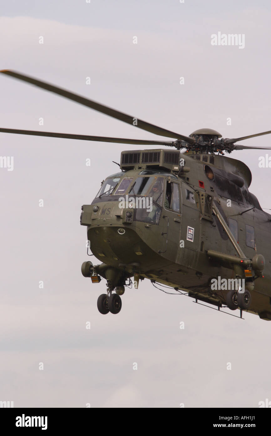 Commando helicopter hi-res stock photography and images - Alamy