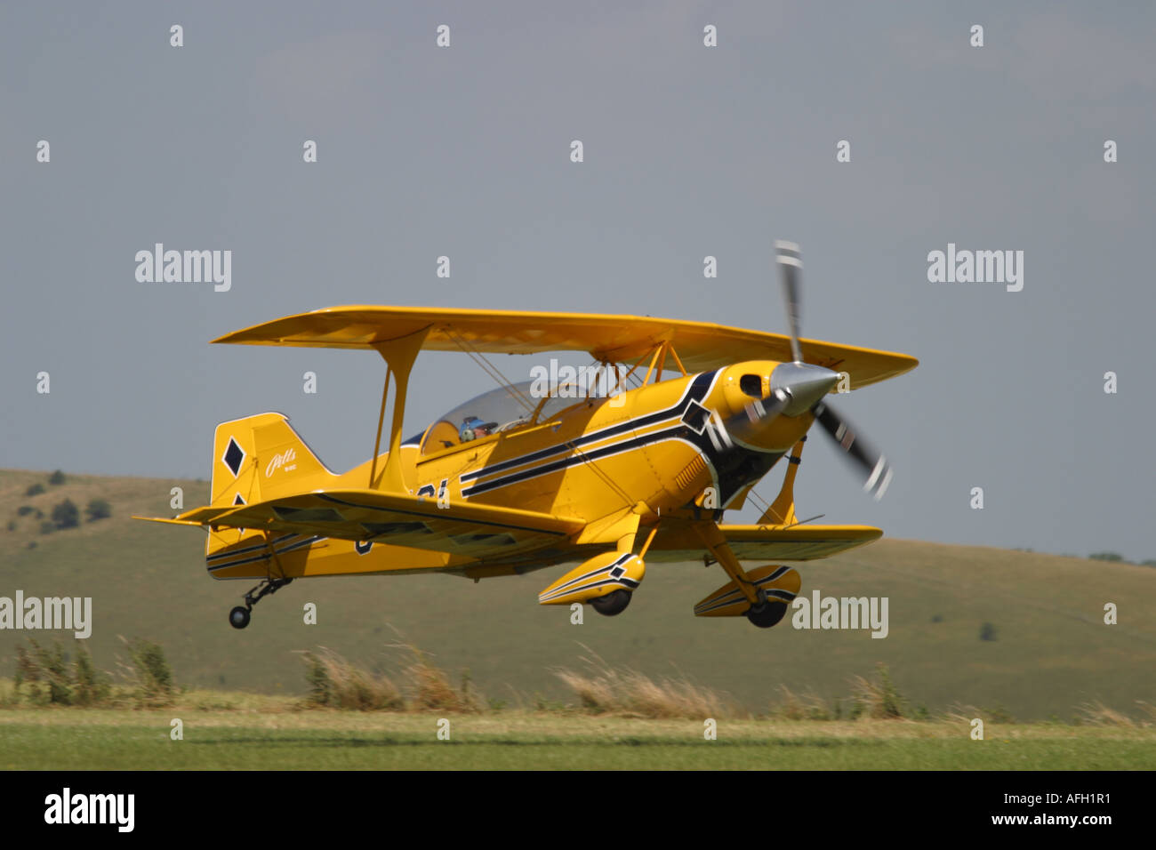 The Pitts S2 Special is a small acrobatic aerobatic precision flying ...