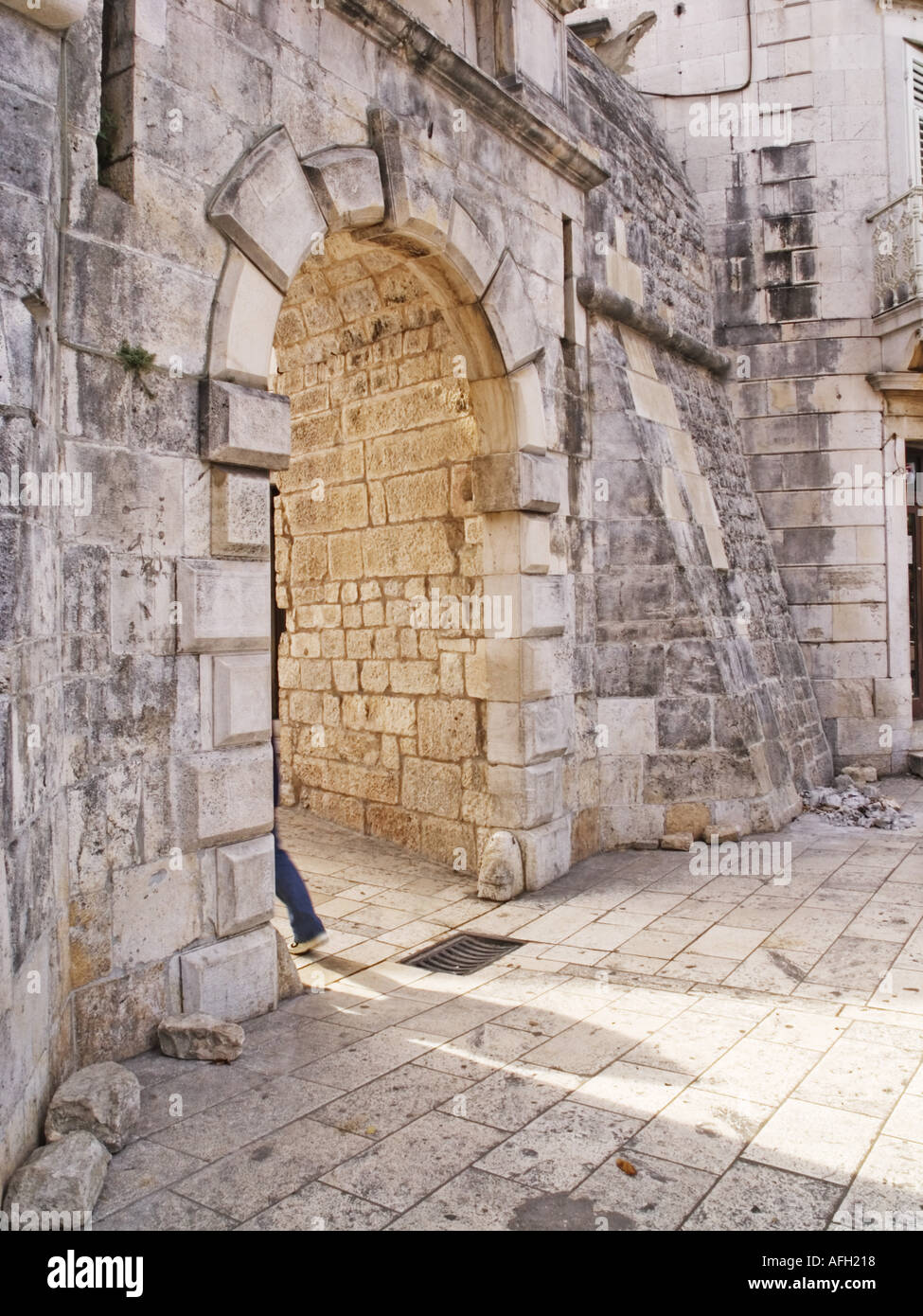City gate sea gate trogir hi-res stock photography and images - Alamy